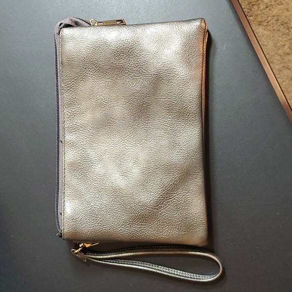 Ngil | Bags | Nwt Ngil Crossbodywristlet | Poshmark